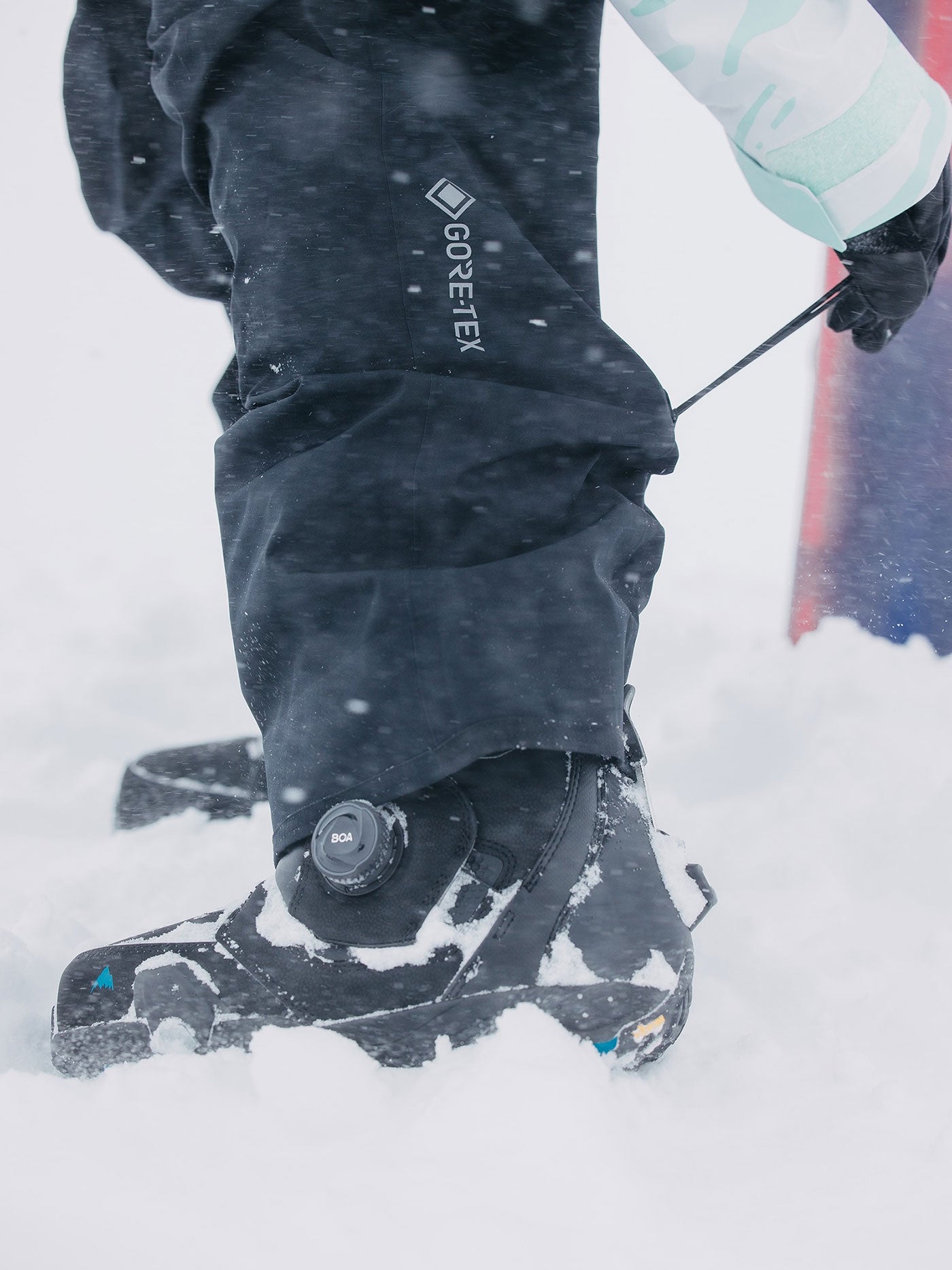 Burton GORE-TEX [ak] Freebird Overall Winter 2026 | EMPIRE