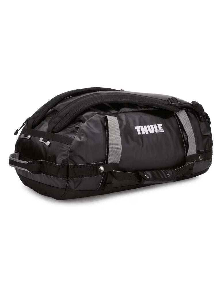 Thule Chasm 40L Black Duffle Bag | EMPIRE