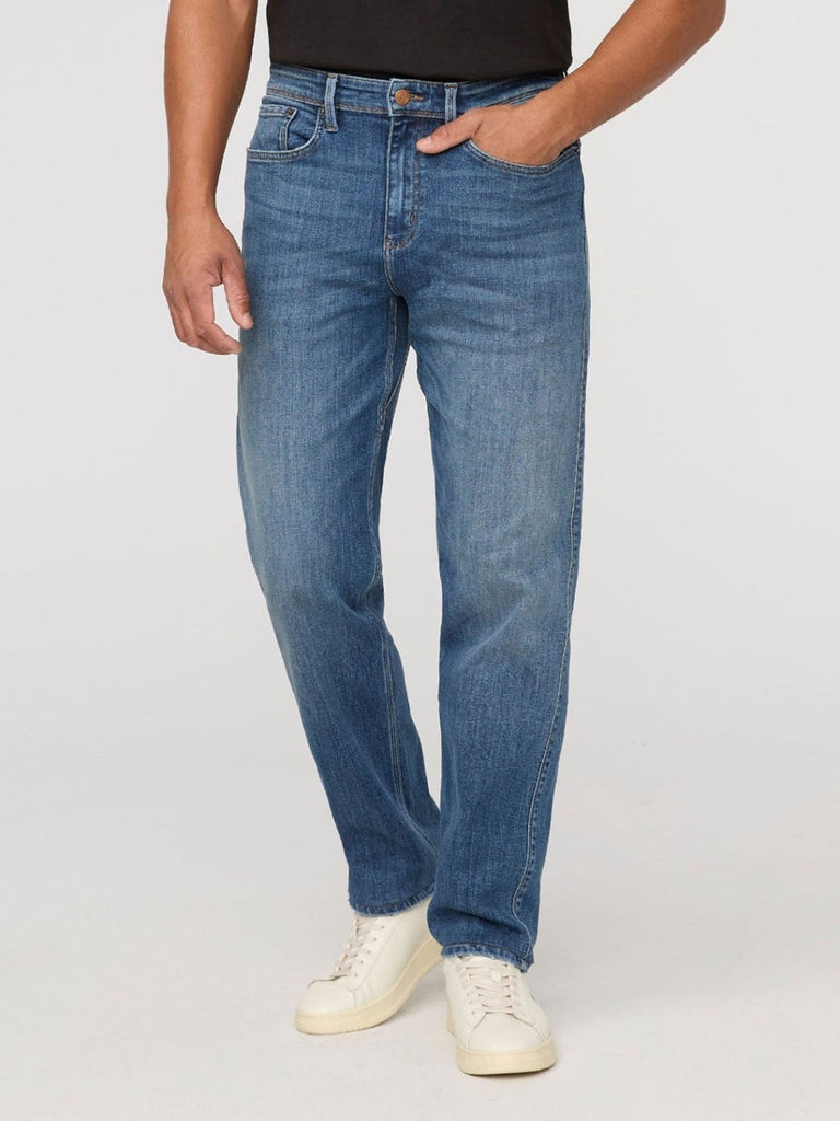 Duer Perfomance Plus Relaxed Straight Dust Storm Indigo Jeans Fall 2025 ...