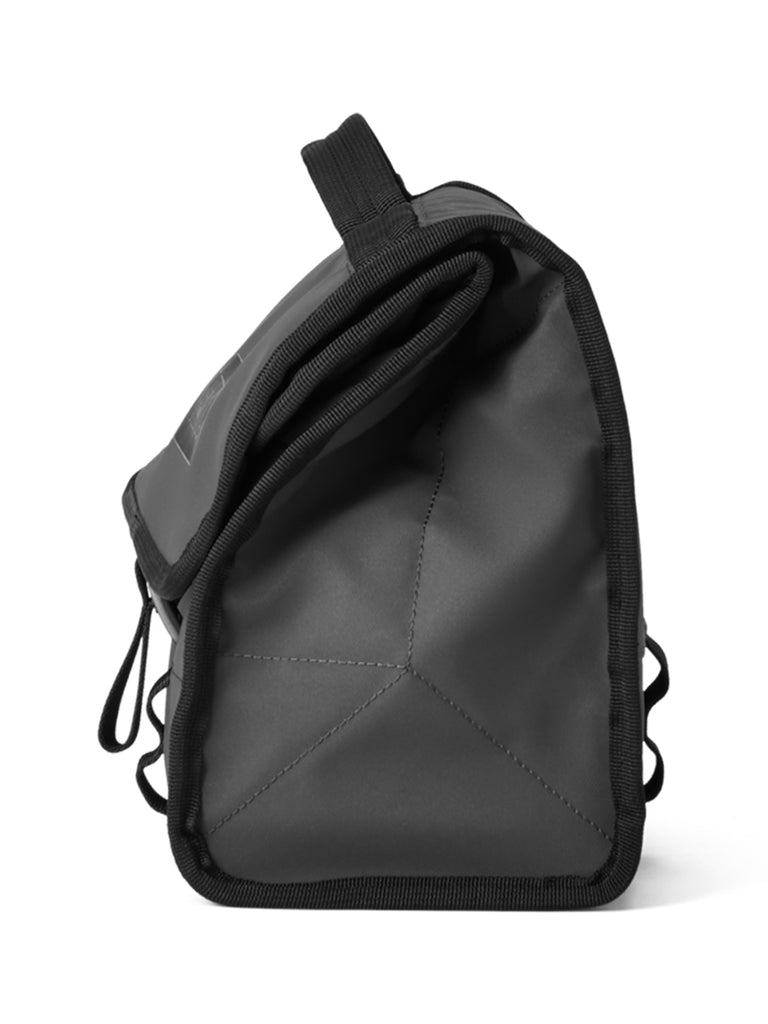 YETI Daytrip Charcoal Lunch Box | EMPIRE